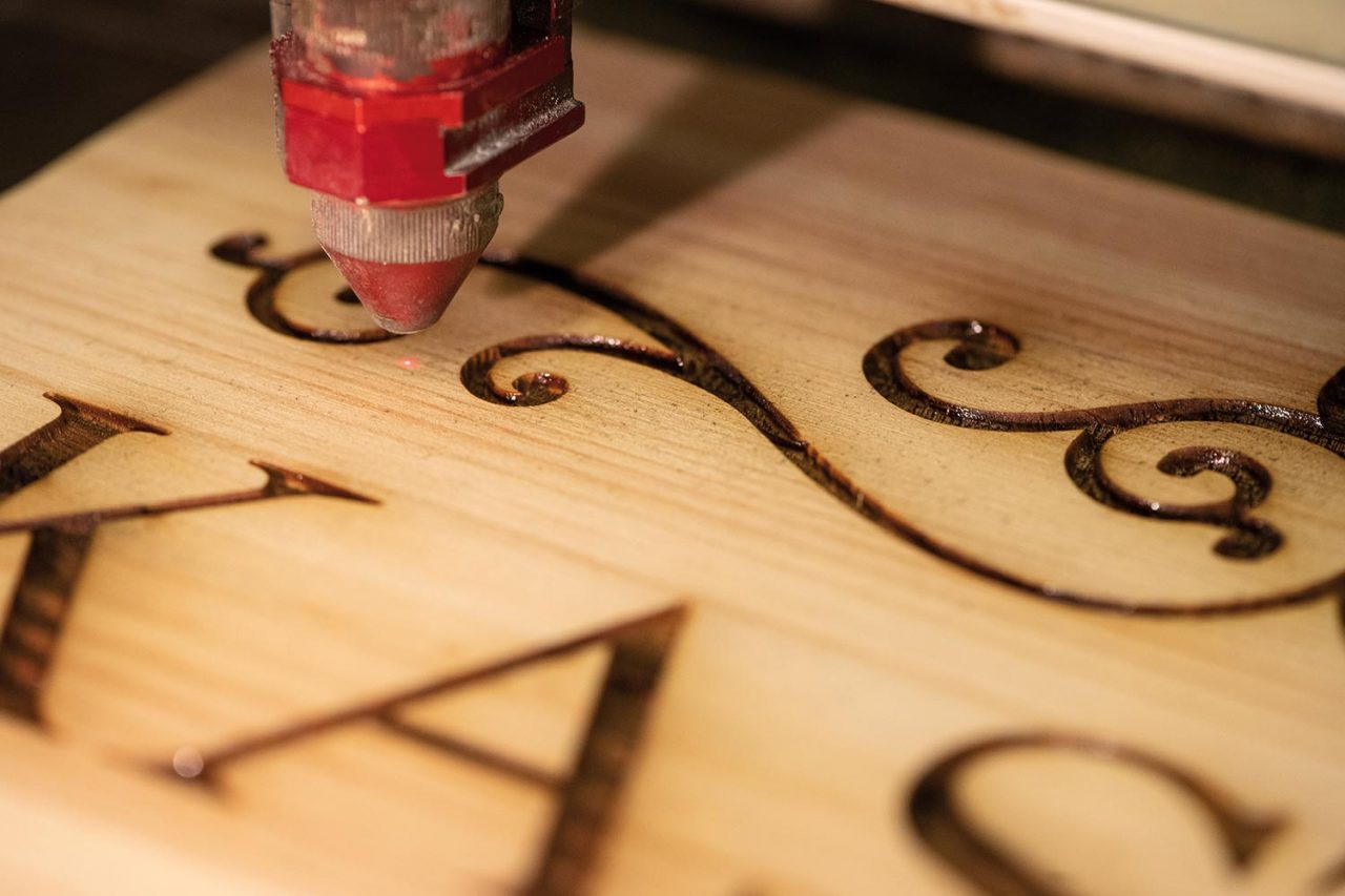 ¿Qué es el corte y grabado láser?Una técnica diferente - Grup Bou